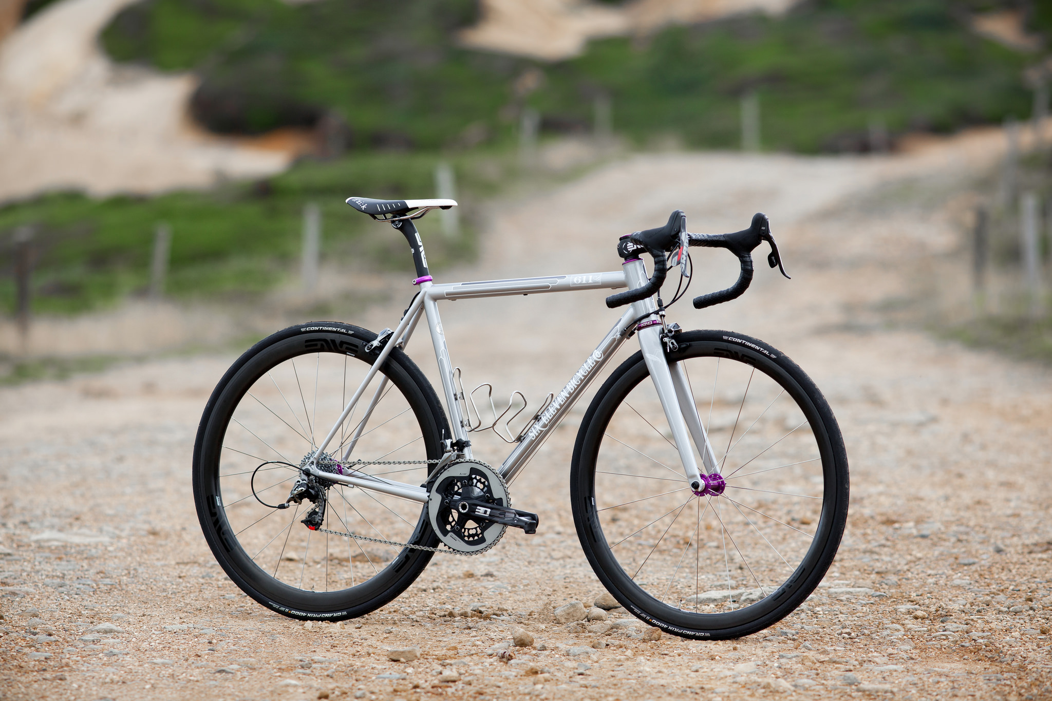 My 611 up on CycleEXIF - BLUE LUG BLOG | 自転車店 ブルーラグ スタッフブログ