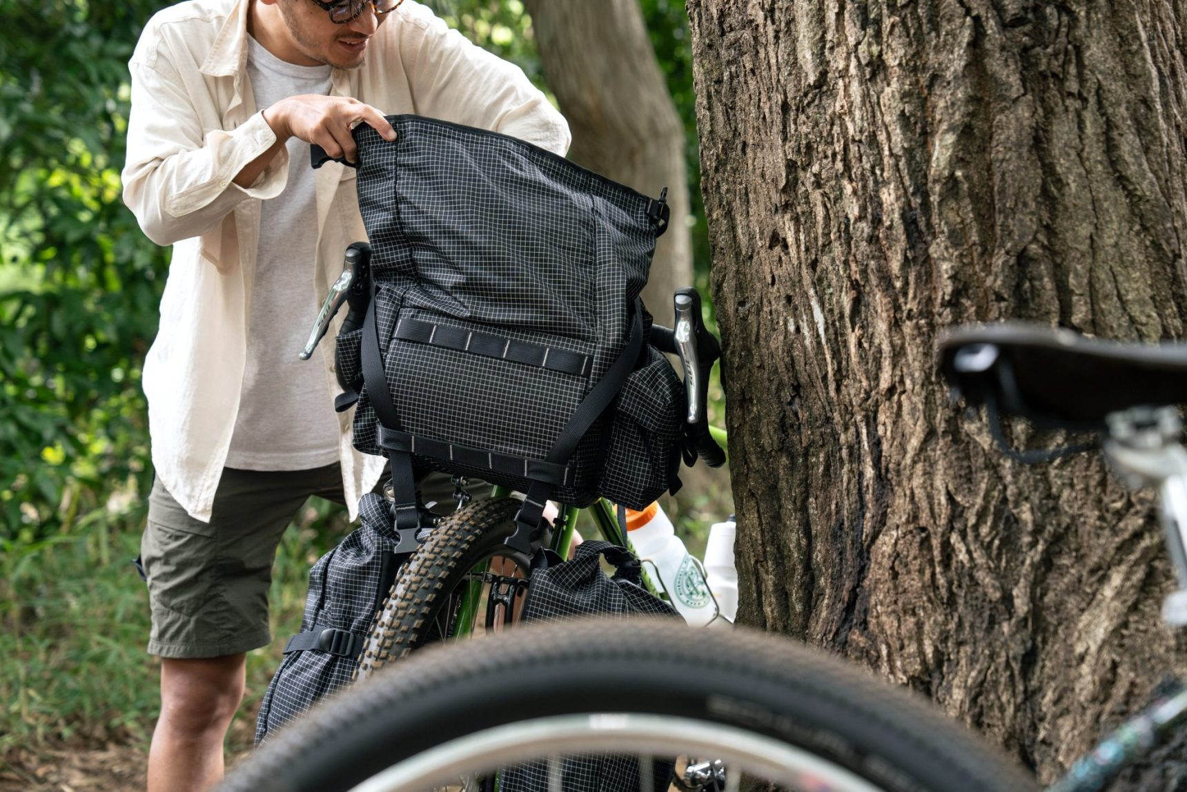 HANDLEBAR BAG ADV & ATP - BIKE SHOP BLUE LUG BLOG | 自転車店 ブルーラグ スタッフブログ