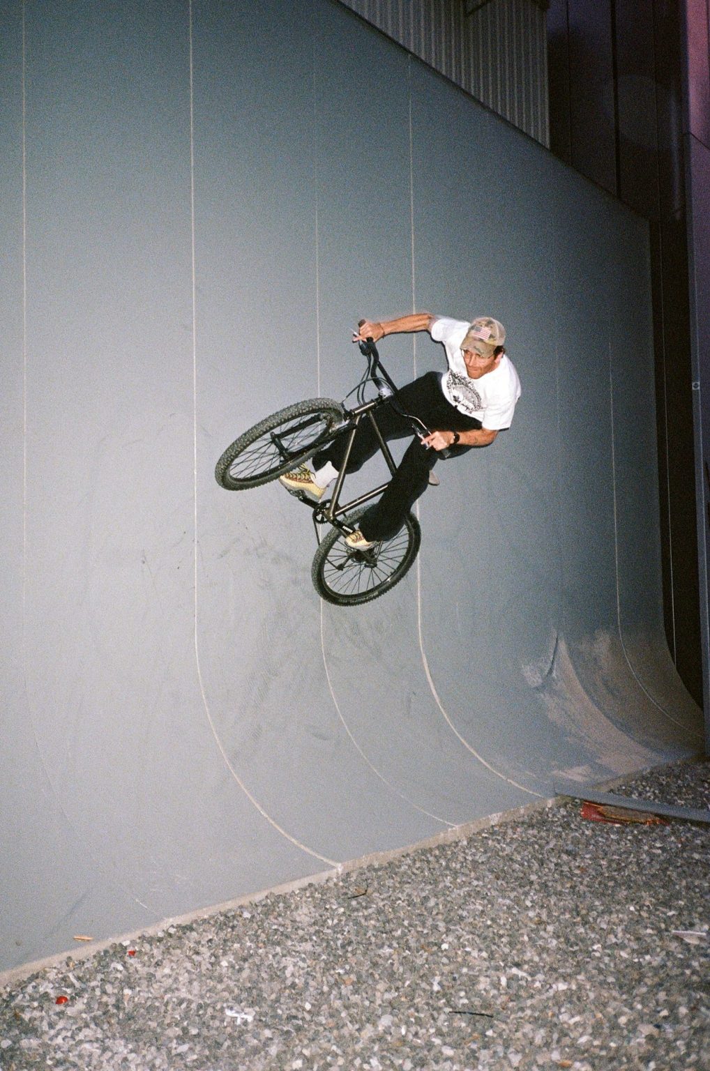 骨、揺らしていこうぜ？ - BLUE LUG BLOG | 自転車店 ブルーラグ スタッフブログ