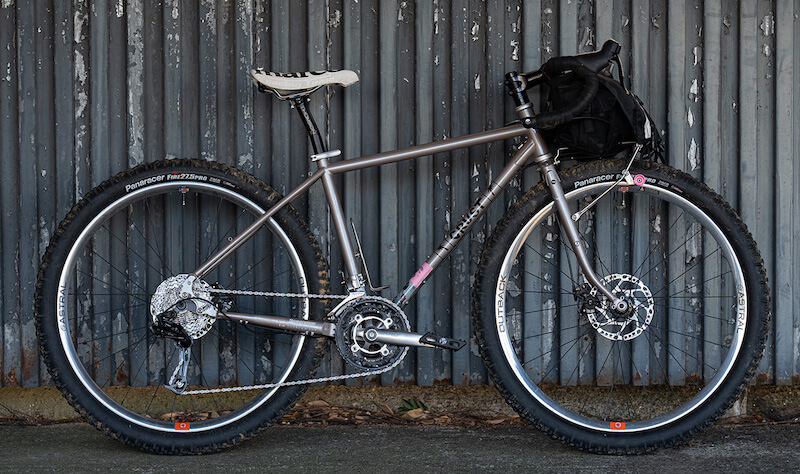 🌴 CRUST BIKES 🌴 - BLUE LUG